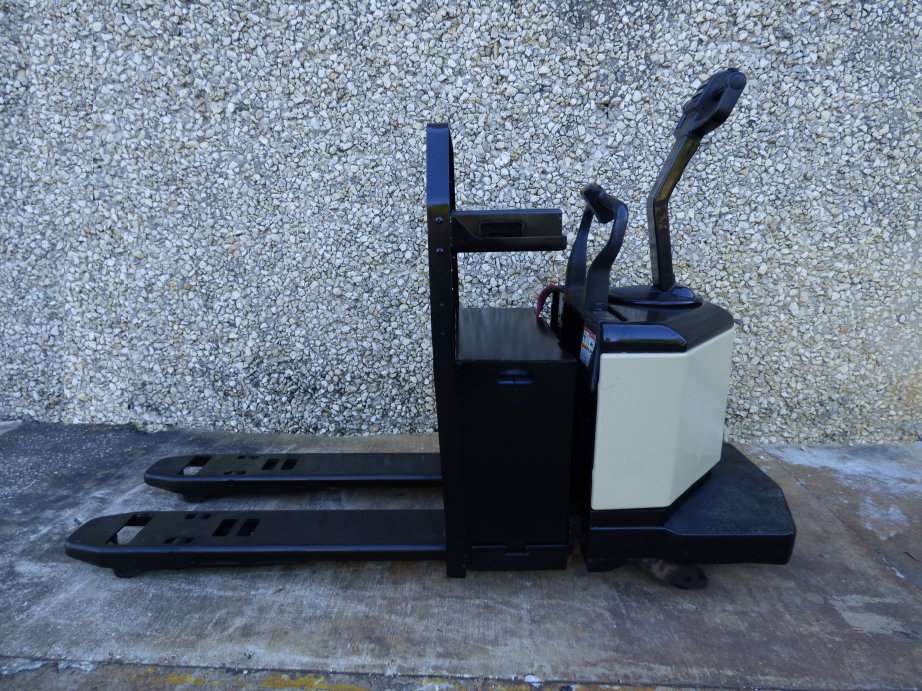 Crown Riding Pallet Jack